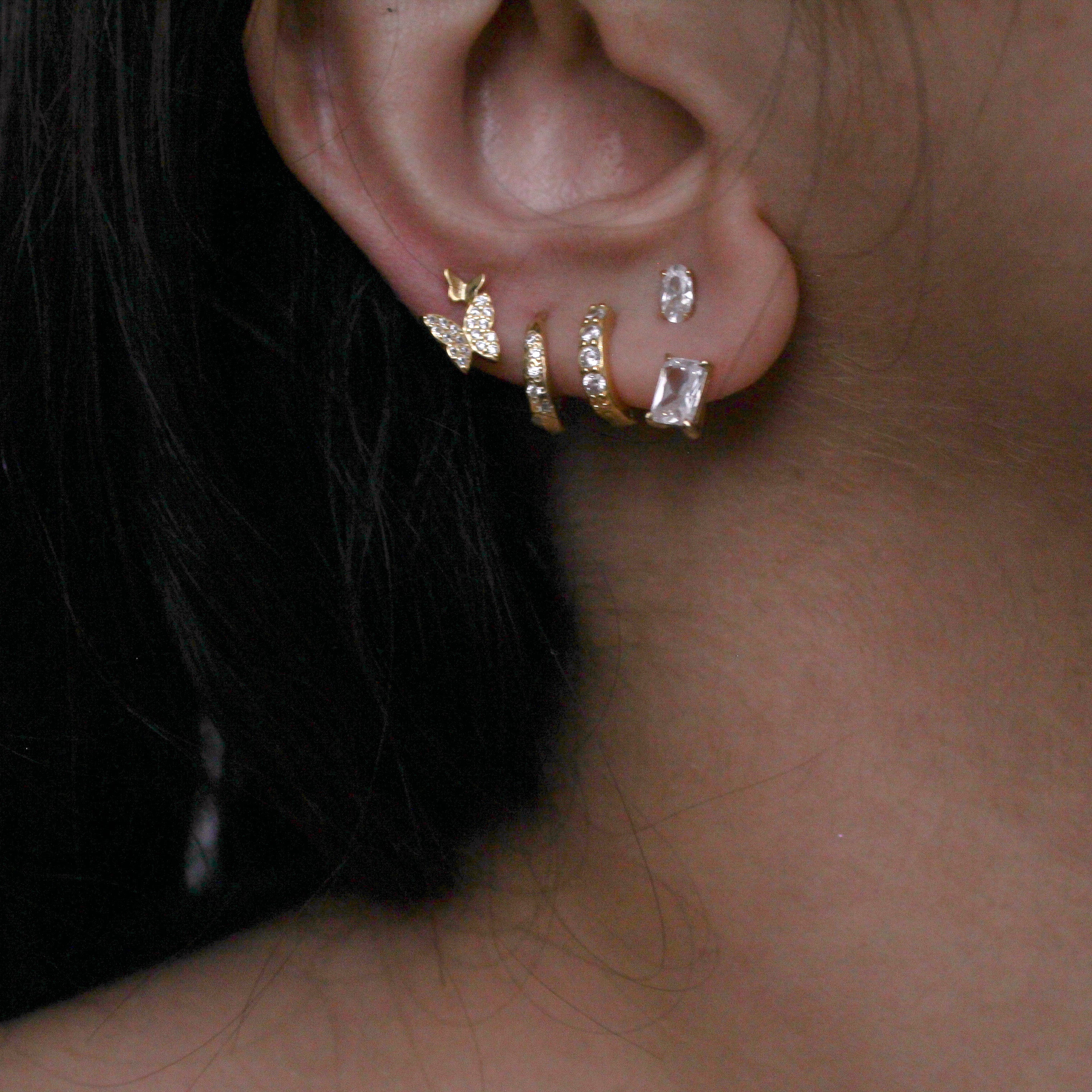 Mini Flutter Butterly Studs – MissiMeOfficial